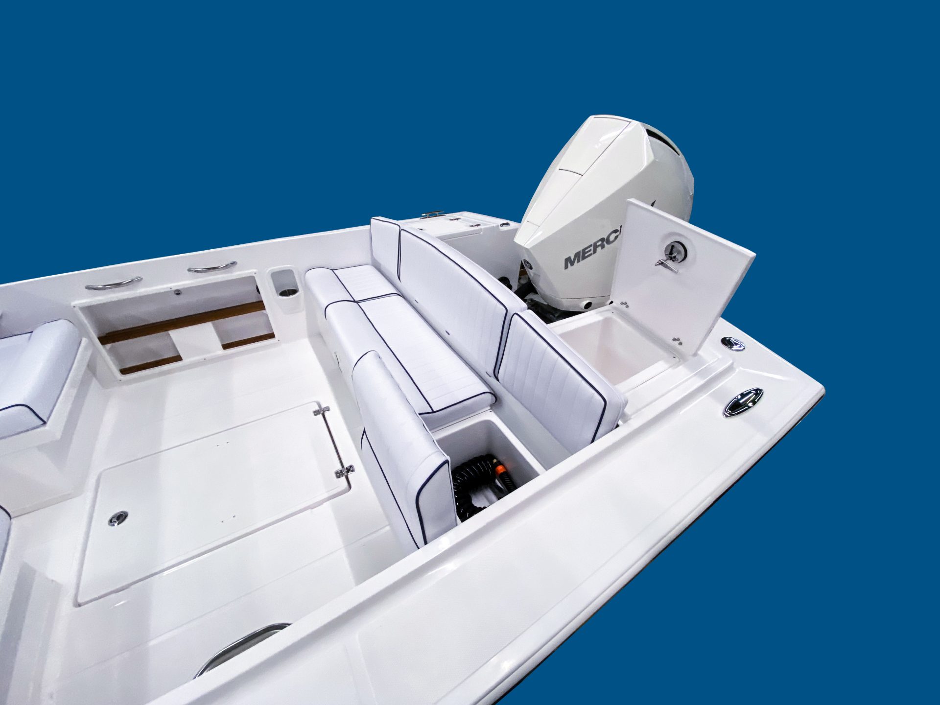 2022 Limestone L-200R - Power Boating Magazine
