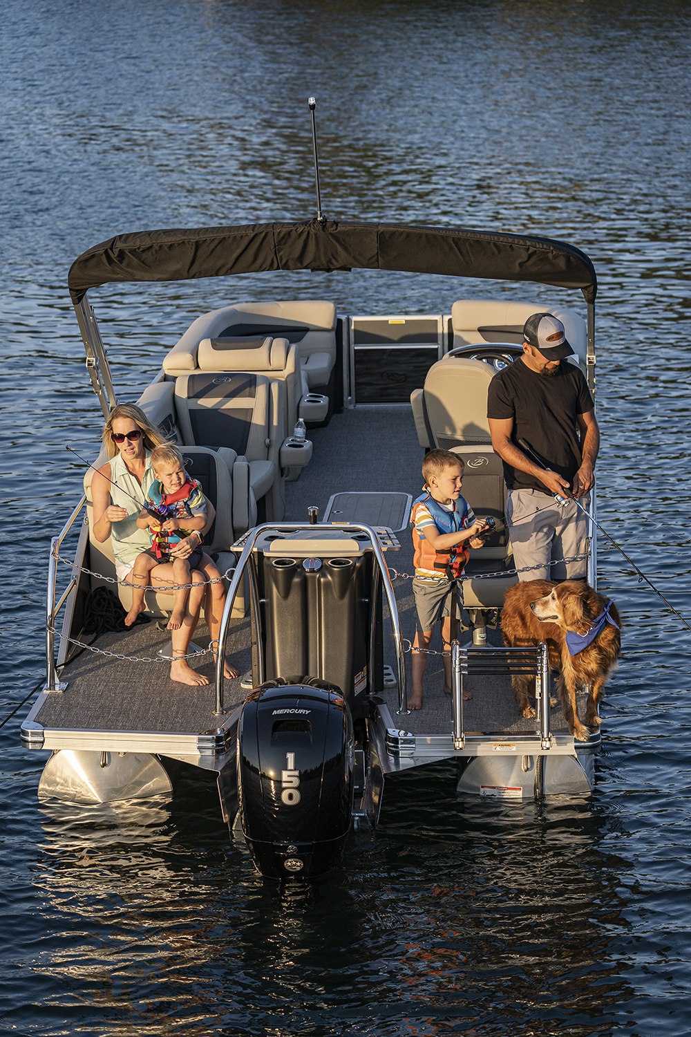 2022 Barletta Cabrio 22CC Cast-N-Cruise - Power Boating Magazine