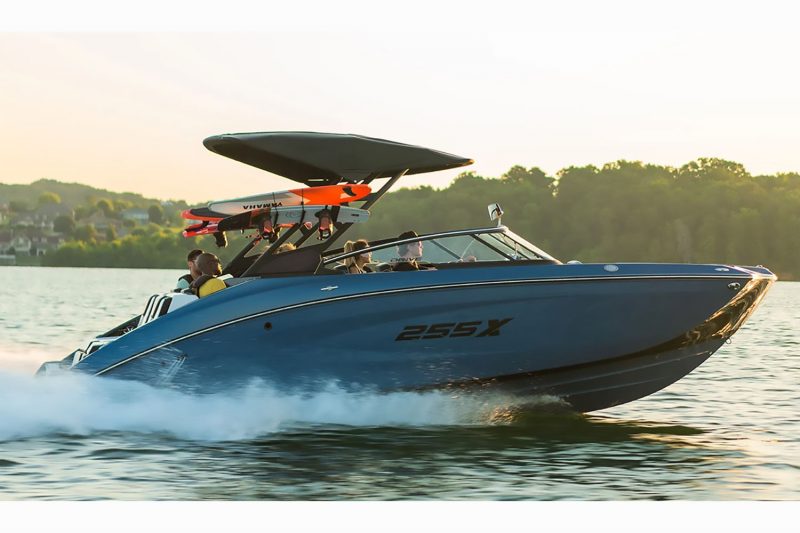 Yamaha's adventurous 255 XD - Power Boating Magazine