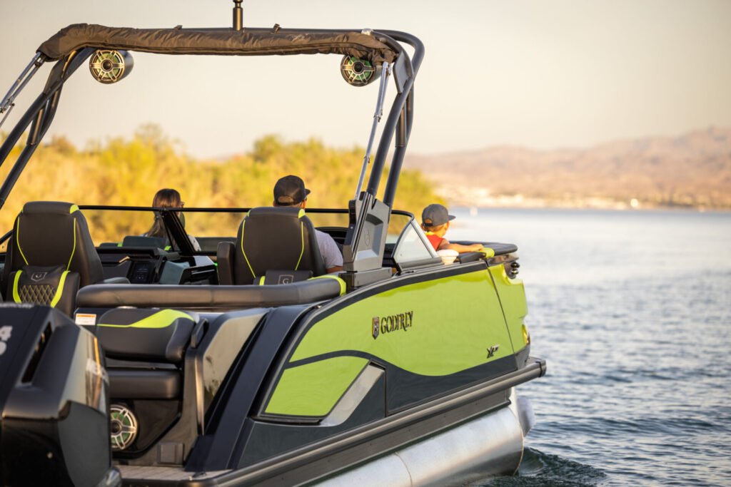 Godfrey Pontoons Announces the 2024 XP Series Luxury Pontoons - Power ...